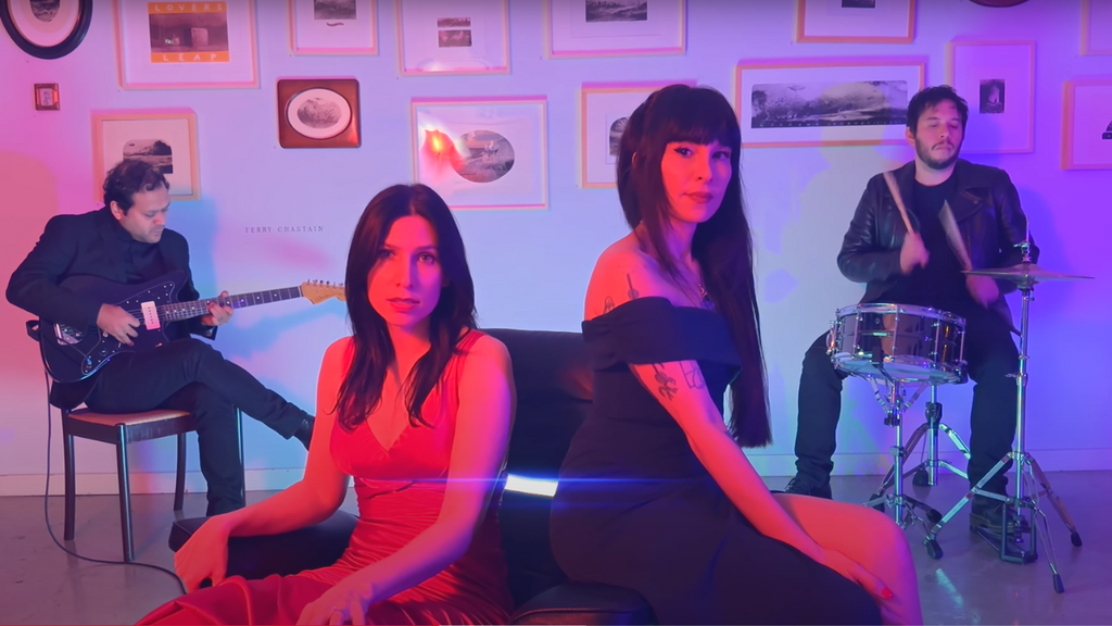 Blushingが「Seafoam」のMV公開！サードアルバム『Sugarcoat』予約受付中！ – Garnet Records